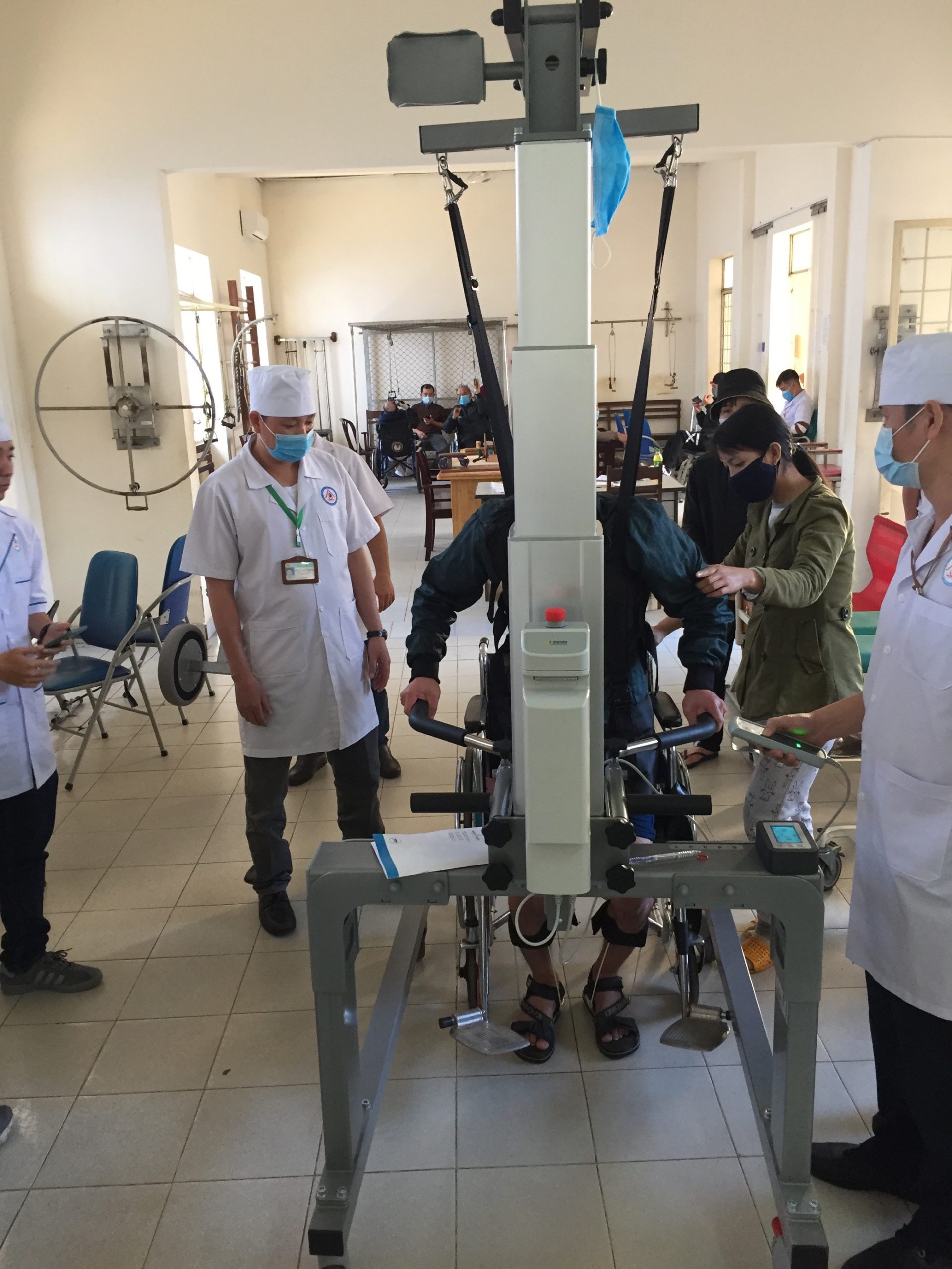 Eleveo system for dynamic unloading in Vietnam - Meden-Inmed - Rehabilitation Products & Supplies